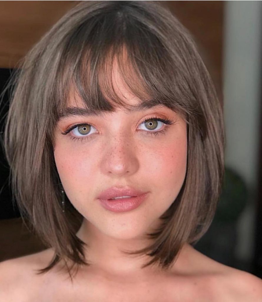 CORTE DE CABELO COM FRANJA 2020 → Tendência FOTOS